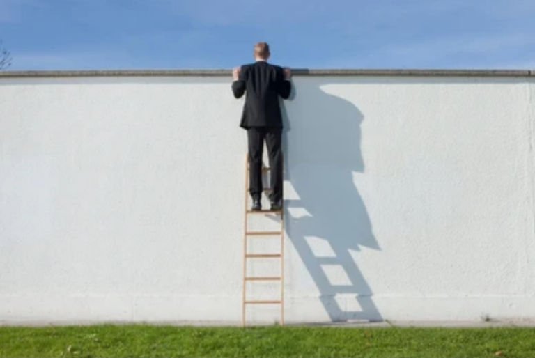 Paywalls? Paywalls? Um estudo em (in)segurança aplicacional. – Home Cloud